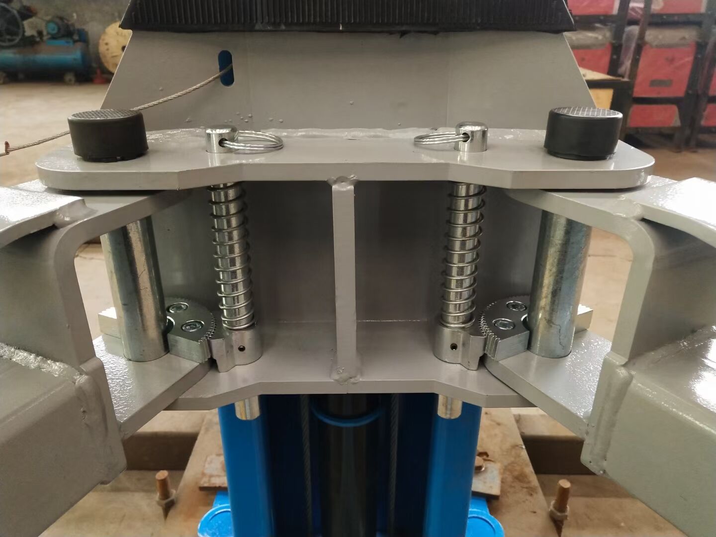 Floor plate 2 post car lift - grandlinktrade